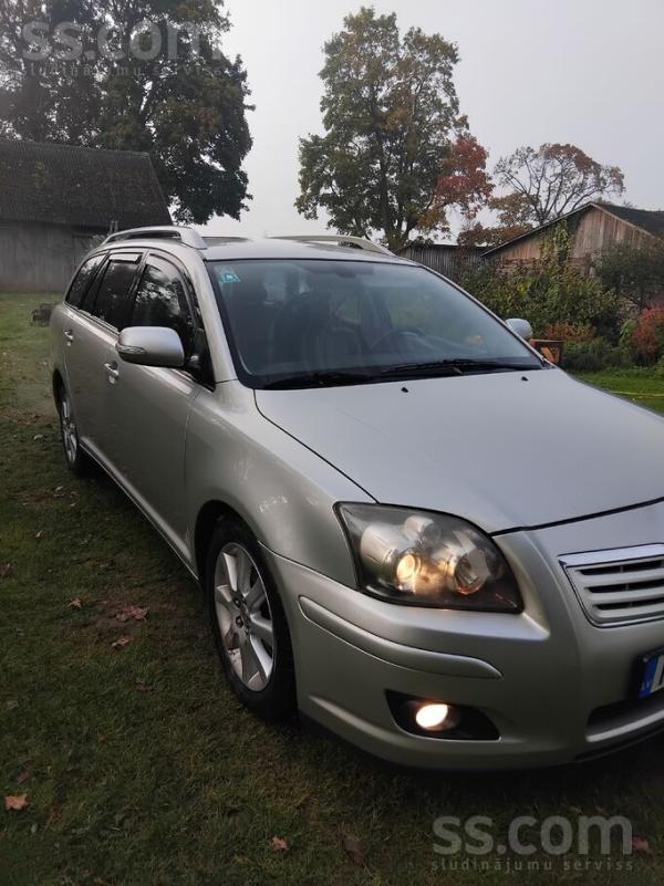 Pelēks Toyota Avensis 2006 Bauska, ar dzinēja tilpumu 2.00 L un nobraukumu 394 tūkst. km par 1690 €, foto 4 vietnē AUTOMOTO.COM.LV