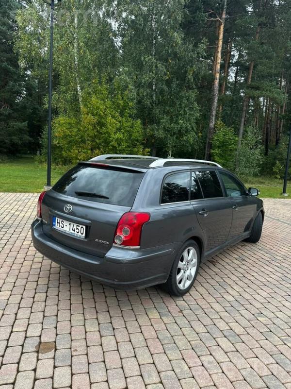 Pelēks Toyota Avensis 2006 Rīga, ar dzinēja tilpumu 2.00 L un nobraukumu 373 tūkst. km par 1850 €, foto 4 vietnē AUTOMOTO.COM.LV