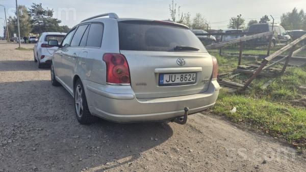 Серый Тойота Авенсис 2006 в Рига, объемом двигателя 2.20 л и пробегом 354 тыс. км за 1290 €, фото 3 на AUTOMOTO.COM.LV