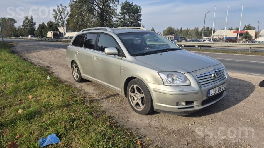 Grey Toyota Avensis 2006 in Riga, with an engine capacity of 2.20 L and mileage of 354 thousand km for 1290 €, photo 5 on AUTOMOTO.COM.LV