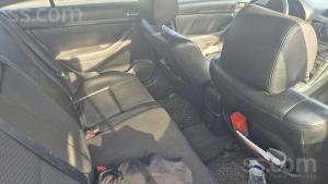 Grey Toyota Avensis 2006 in Riga, with an engine capacity of 2.20 L and mileage of 354 thousand km for 1290 €, photo 7 on AUTOMOTO.COM.LV
