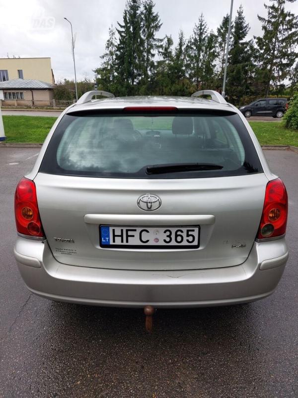 Toyota Avensis 2006 Viļņa vietnē Pelēks Toyota Avensis 2006 Viļņa, ar dzinēja tilpumu 2.20 L un nobraukumu 262 tūkst. km par 1480 €, foto 3 vietnē AUTOMOTO.COM.LV