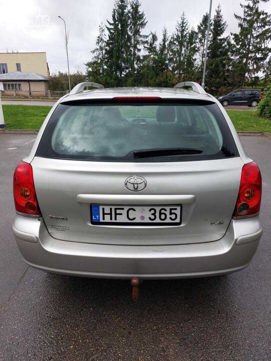 Серый Тойота Авенсис 2006 в Вильнюс, объемом двигателя 2.20 л и пробегом 262 тыс. км за 1480 €, фото 3 на AUTOMOTO.COM.LV