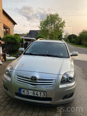 Pelēks Toyota Avensis 2006 Preiļi, ar dzinēja tilpumu 2.20 L un nobraukumu 300 tūkst. km par 800 €, foto 4 vietnē AUTOMOTO.COM.LV
