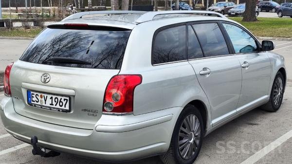 Grey Toyota Avensis 2007 in Riga, with an engine capacity of 2.00 L and mileage of 168 thousand km for 3950 €, photo 3 on AUTOMOTO.COM.LV