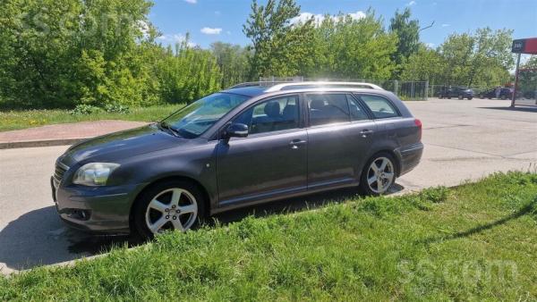 Grey Toyota Avensis 2007 in Daugavpils, with an engine capacity of 2.20 L and mileage of 487 thousand km for 1300 €, photo 3 on AUTOMOTO.COM.LV