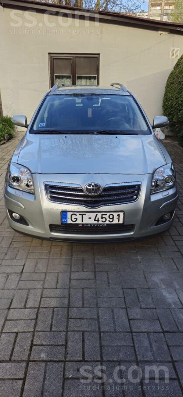 Grey Toyota Avensis 2007 in Riga, with an engine capacity of 2.00 L and mileage of 0 thousand km for 1550 €, photo 1 on AUTOMOTO.COM.LV