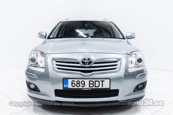 Pelēks Toyota Avensis 2007 Tallina, ar dzinēja tilpumu 2.20 L un nobraukumu 213 tūkst. km par 2499 €, foto 2 vietnē AUTOMOTO.COM.LV