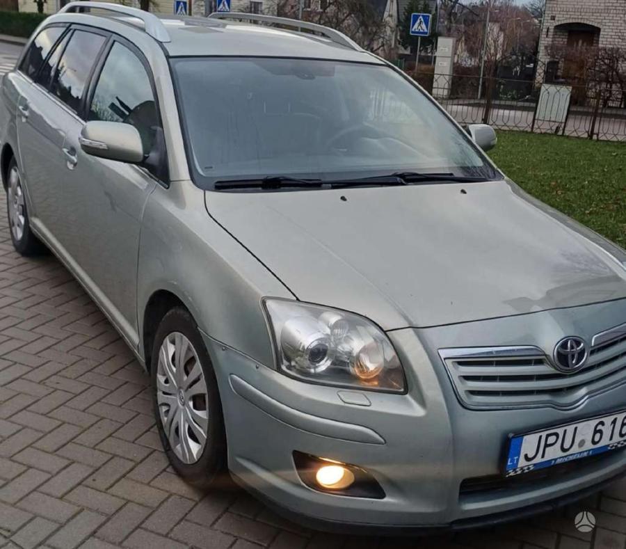 Grey Toyota Avensis 2007 in Telschi, with an engine capacity of 2.00 L and mileage of 252 thousand km for 1500 €, photo 2 on AUTOMOTO.COM.LV