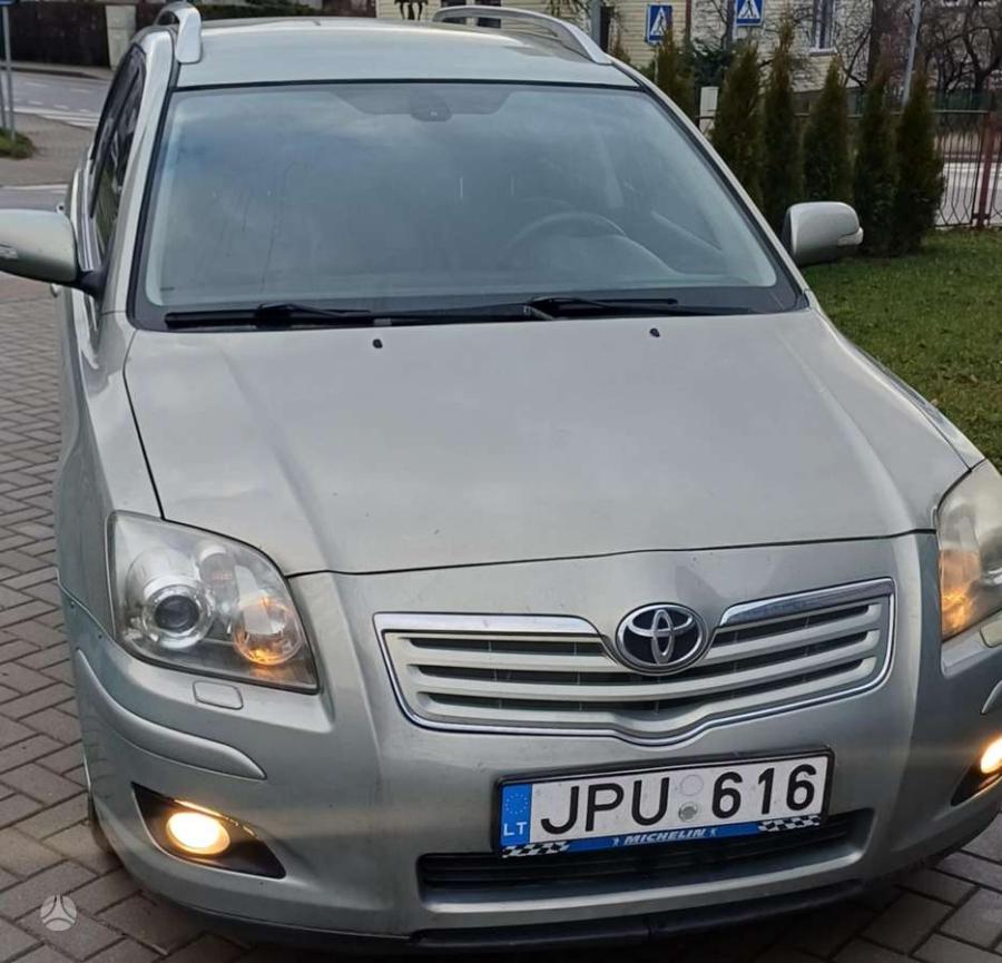 Grey Toyota Avensis 2007 in Telschi, with an engine capacity of 2.00 L and mileage of 252 thousand km for 1500 €, photo 3 on AUTOMOTO.COM.LV