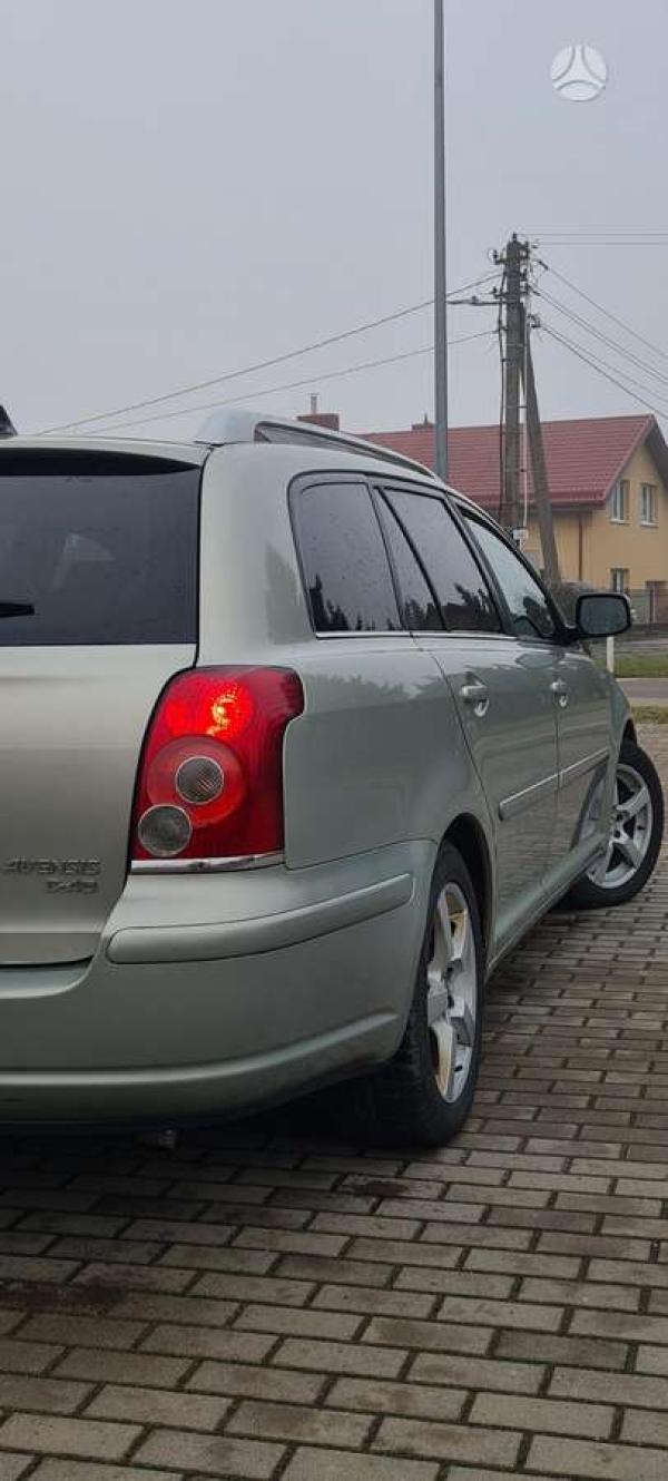 Pelēks Toyota Avensis 2007 Viļņa, ar dzinēja tilpumu 2.00 L un nobraukumu 383 tūkst. km par 2250 €, foto 11 vietnē AUTOMOTO.COM.LV