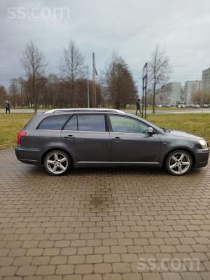 Pelēks Toyota Avensis 2007 Rēzekne, ar dzinēja tilpumu 2.20 L un nobraukumu 251 tūkst. km par 2210 €, foto 2 vietnē AUTOMOTO.COM.LV