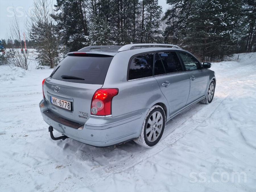 Pelēks Toyota Avensis 2007 Rīga, ar dzinēja tilpumu 2.00 L un nobraukumu 251 tūkst. km par 2550 €, foto 4 vietnē AUTOMOTO.COM.LV