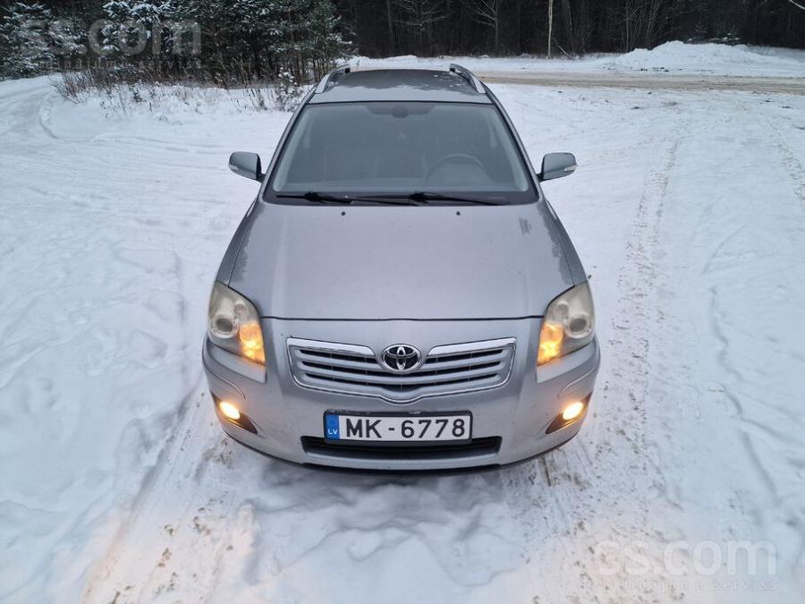 Pelēks Toyota Avensis 2007 Rīga, ar dzinēja tilpumu 2.00 L un nobraukumu 251 tūkst. km par 2550 €, foto 5 vietnē AUTOMOTO.COM.LV