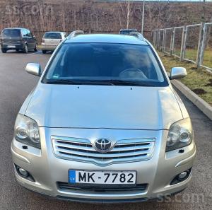 Pelēks Toyota Avensis 2007 Daugavpils, ar dzinēja tilpumu 2.00 L un nobraukumu 284 tūkst. km par 2800 €, foto 3 vietnē AUTOMOTO.COM.LV