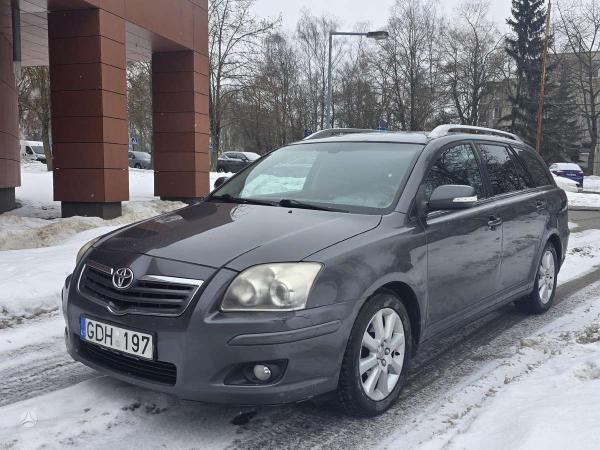 Pelēks Toyota Avensis 2007 Viļņa, ar dzinēja tilpumu 2.00 L un nobraukumu 301 tūkst. km par 1250 €, foto 1 vietnē AUTOMOTO.COM.LV