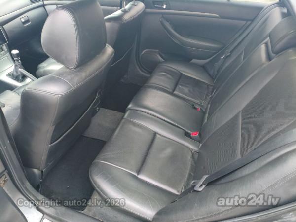 Pelēks Toyota Avensis 2007 Tallina, ar dzinēja tilpumu 2.20 L un nobraukumu 350 tūkst. km par 2500 €, foto 11 vietnē AUTOMOTO.COM.LV