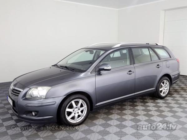 Grey Toyota Avensis 2007 in Tallinn, with an engine capacity of 2.20 L and mileage of 289 thousand km for 1497 €, photo 2 on AUTOMOTO.COM.LV