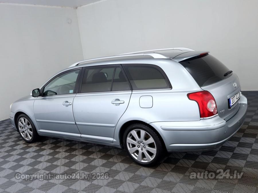 Grey Toyota Avensis 2007 in Tallinn, with an engine capacity of 2.00 L and mileage of 338 thousand km for 1699 €, photo 5 on AUTOMOTO.COM.LV