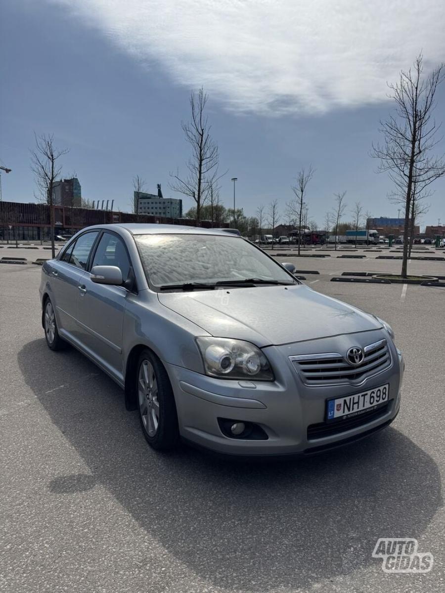 Pelēks Toyota Avensis 2007 Klaipėda, ar dzinēja tilpumu 2.00 L un nobraukumu 166 tūkst. km par 3050 €, foto 4 vietnē AUTOMOTO.COM.LV