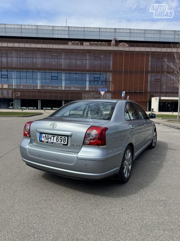 Pelēks Toyota Avensis 2007 Klaipėda, ar dzinēja tilpumu 2.00 L un nobraukumu 166 tūkst. km par 3050 €, foto 5 vietnē AUTOMOTO.COM.LV