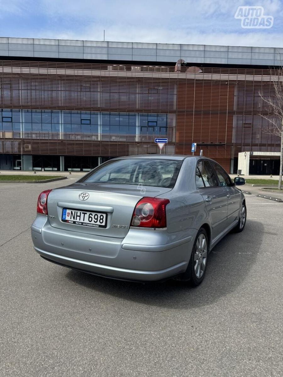 Pelēks Toyota Avensis 2007 Klaipėda, ar dzinēja tilpumu 2.00 L un nobraukumu 166 tūkst. km par 3050 €, foto 6 vietnē AUTOMOTO.COM.LV