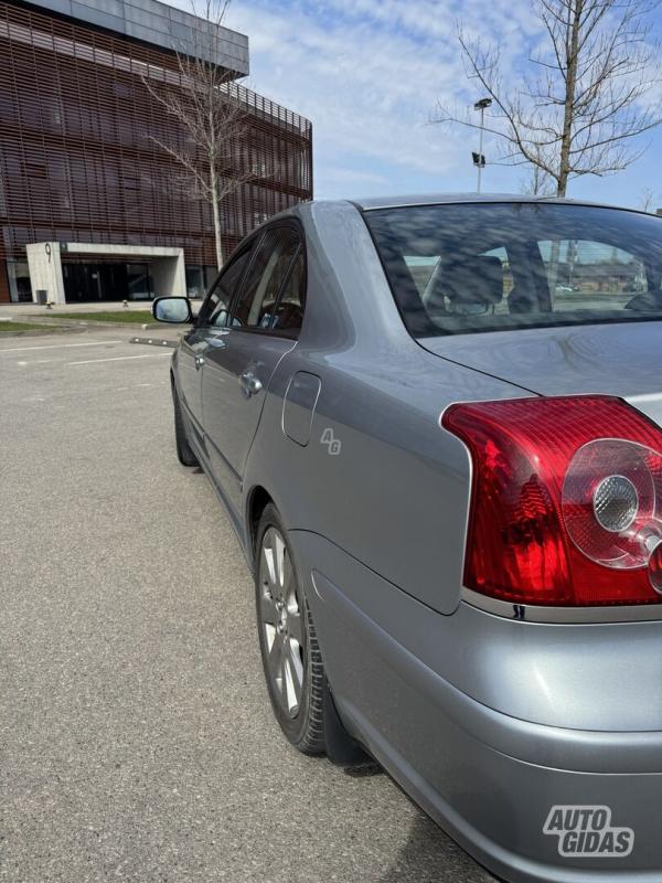 Pelēks Toyota Avensis 2007 Klaipėda, ar dzinēja tilpumu 2.00 L un nobraukumu 166 tūkst. km par 3050 €, foto 7 vietnē AUTOMOTO.COM.LV