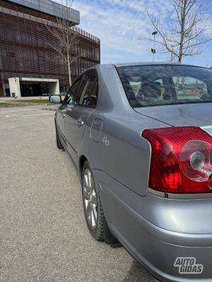 Pelēks Toyota Avensis 2007 Klaipėda, ar dzinēja tilpumu 2.00 L un nobraukumu 166 tūkst. km par 3050 €, foto 8 vietnē AUTOMOTO.COM.LV