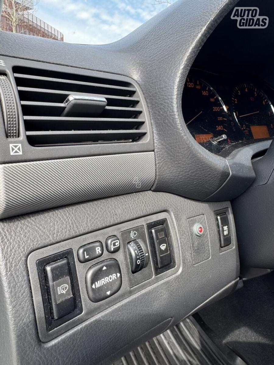 Pelēks Toyota Avensis 2007 Klaipėda, ar dzinēja tilpumu 2.00 L un nobraukumu 166 tūkst. km par 3050 €, foto 12 vietnē AUTOMOTO.COM.LV
