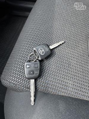 Pelēks Toyota Avensis 2007 Klaipėda, ar dzinēja tilpumu 2.00 L un nobraukumu 166 tūkst. km par 3050 €, foto 14 vietnē AUTOMOTO.COM.LV
