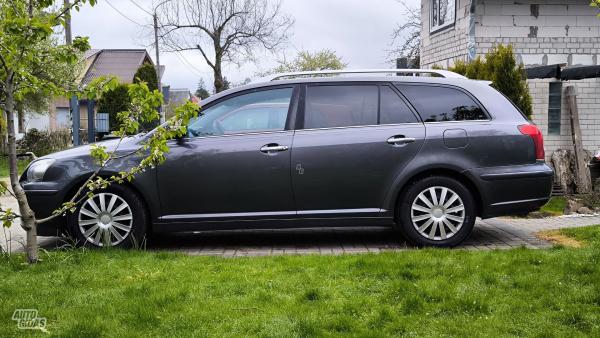 Grey Toyota Avensis 2007 in Vilnius, with an engine capacity of 2.00 L and mileage of 388 thousand km for 1999 €, photo 7 on AUTOMOTO.COM.LV
