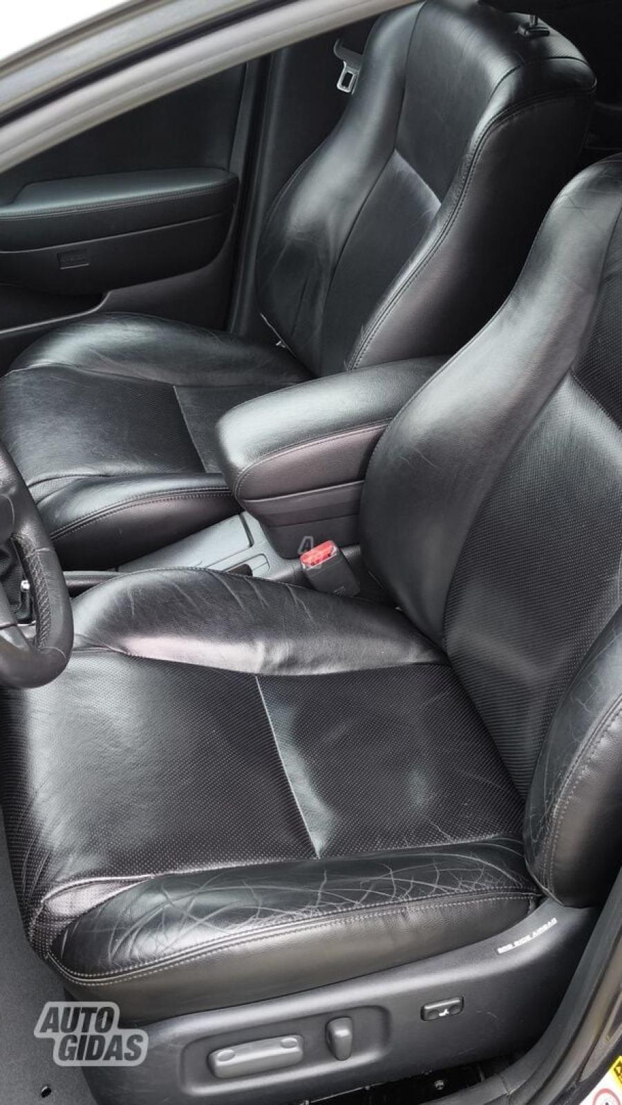 Pelēks Toyota Avensis 2007 Viļņa, ar dzinēja tilpumu 2.00 L un nobraukumu 388 tūkst. km par 1999 €, foto 10 vietnē AUTOMOTO.COM.LV