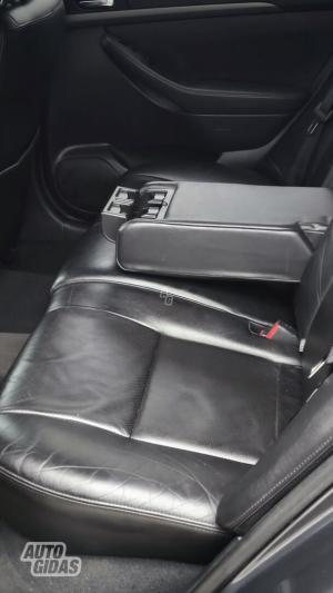 Grey Toyota Avensis 2007 in Vilnius, with an engine capacity of 2.00 L and mileage of 388 thousand km for 1999 €, photo 12 on AUTOMOTO.COM.LV