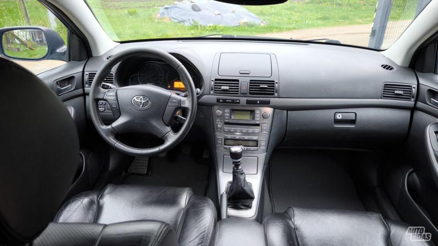 Grey Toyota Avensis 2007 in Vilnius, with an engine capacity of 2.00 L and mileage of 388 thousand km for 1999 €, photo 13 on AUTOMOTO.COM.LV