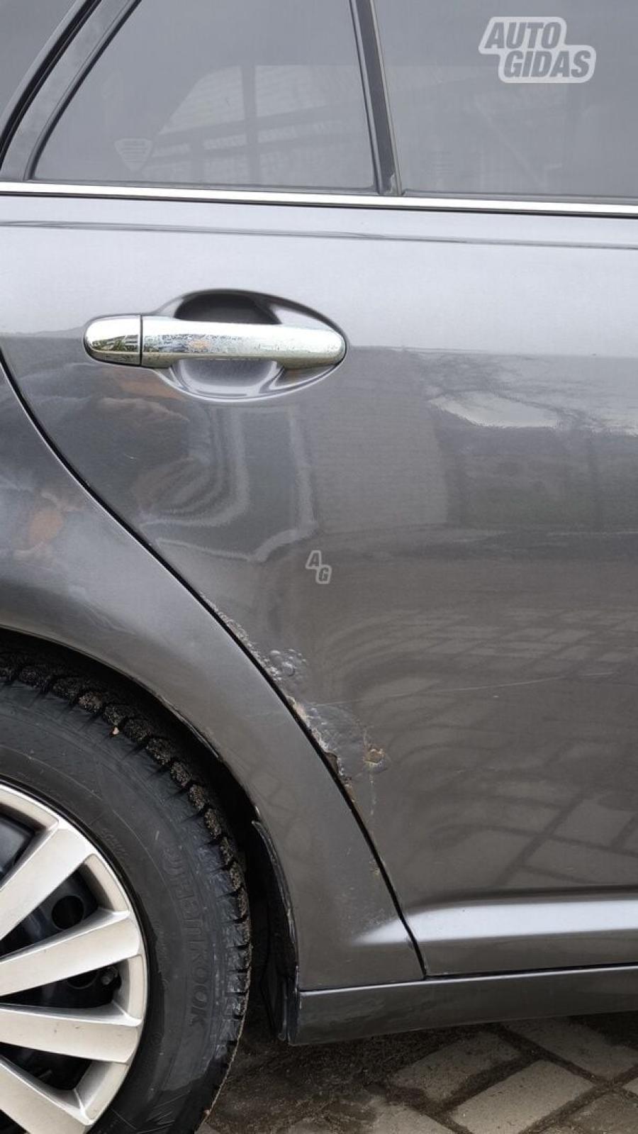 Grey Toyota Avensis 2007 in Vilnius, with an engine capacity of 2.00 L and mileage of 388 thousand km for 1999 €, photo 21 on AUTOMOTO.COM.LV