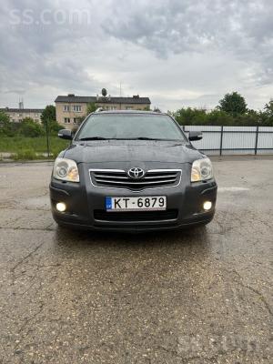 Pelēks Toyota Avensis 2007 Aizkraukle, ar dzinēja tilpumu 2.20 L un nobraukumu 378 tūkst. km par 2800 €, foto  vietnē AUTOMOTO.COM.LV