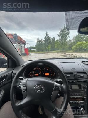 Grey Toyota Avensis 2007 in Aizkraukle, with an engine capacity of 2.20 L and mileage of 378 thousand km for 2800 €, photo 7 on AUTOMOTO.COM.LV