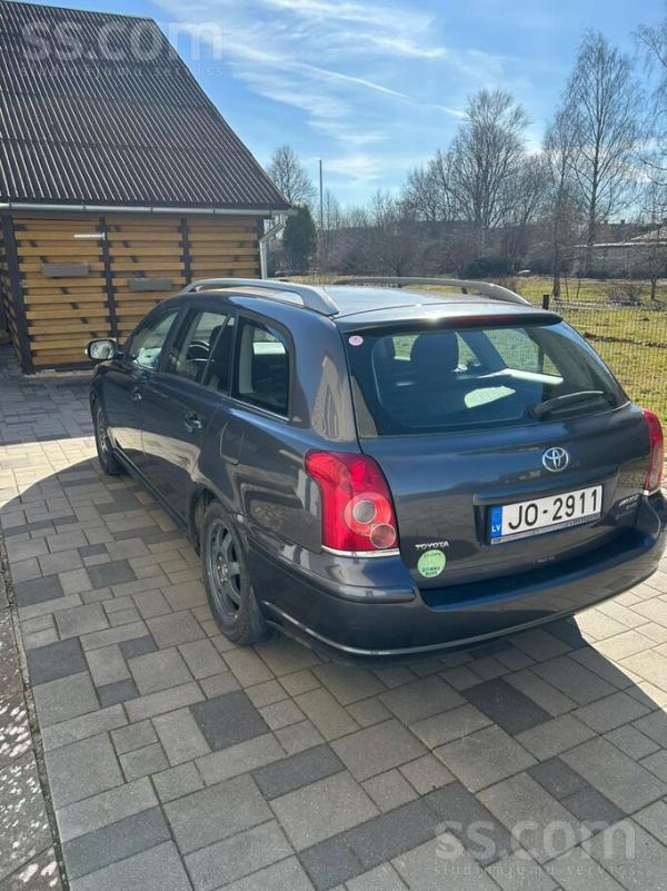 Серый Тойота Авенсис 2007 в Кулдига, объемом двигателя 2.00 л и пробегом 296 тыс. км за 1600 €, фото 3 на AUTOMOTO.COM.LV