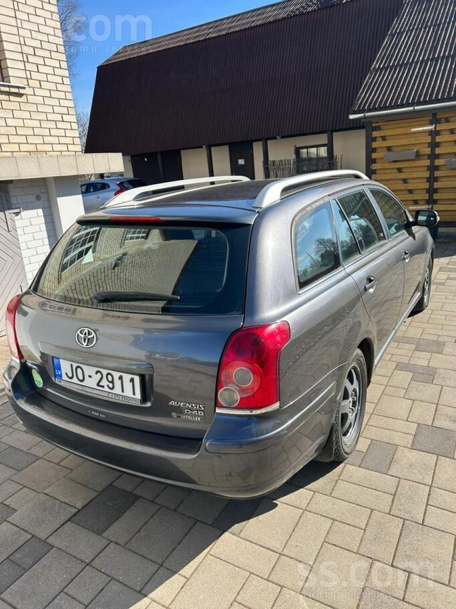 Серый Тойота Авенсис 2007 в Кулдига, объемом двигателя 2.00 л и пробегом 296 тыс. км за 1600 €, фото 5 на AUTOMOTO.COM.LV