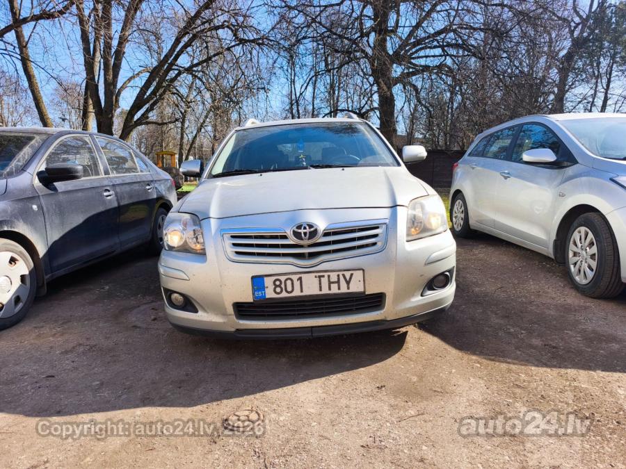 Pelēks Toyota Avensis 2007 Tallina, ar dzinēja tilpumu 2.00 L un nobraukumu 450 tūkst. km par 1400 €, foto 3 vietnē AUTOMOTO.COM.LV