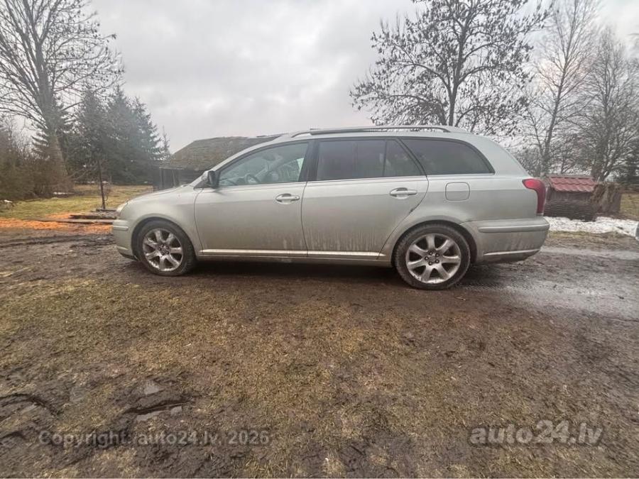 Pelēks Toyota Avensis 2007 Tallina, ar dzinēja tilpumu 2.00 L un nobraukumu 450 tūkst. km par 1400 €, foto 6 vietnē AUTOMOTO.COM.LV