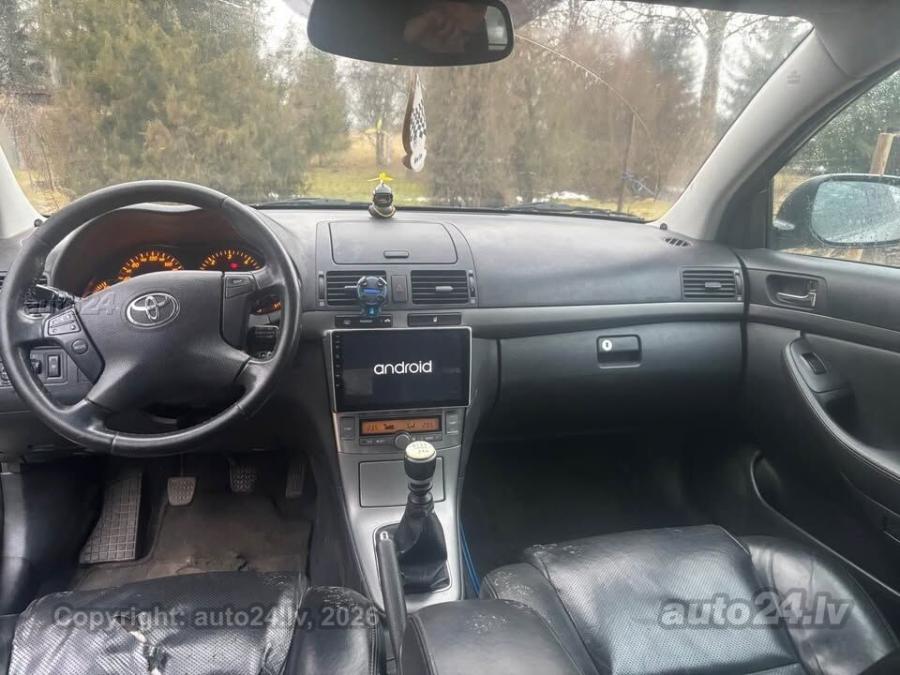 Pelēks Toyota Avensis 2007 Tallina, ar dzinēja tilpumu 2.00 L un nobraukumu 450 tūkst. km par 1400 €, foto 8 vietnē AUTOMOTO.COM.LV