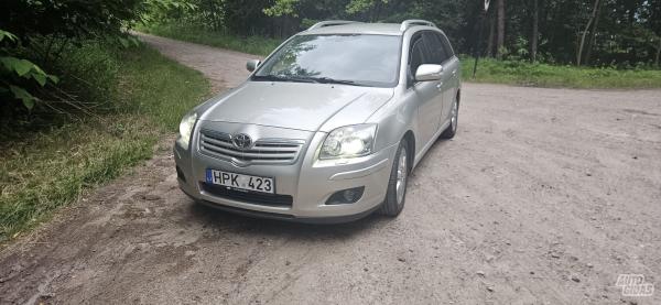 Grey Toyota Avensis 2007 in Vilnius, with an engine capacity of 2.20 L and mileage of 349 thousand km for 1700 €, photo 1 on AUTOMOTO.COM.LV
