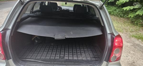 Grey Toyota Avensis 2007 in Vilnius, with an engine capacity of 2.20 L and mileage of 349 thousand km for 1700 €, photo 9 on AUTOMOTO.COM.LV