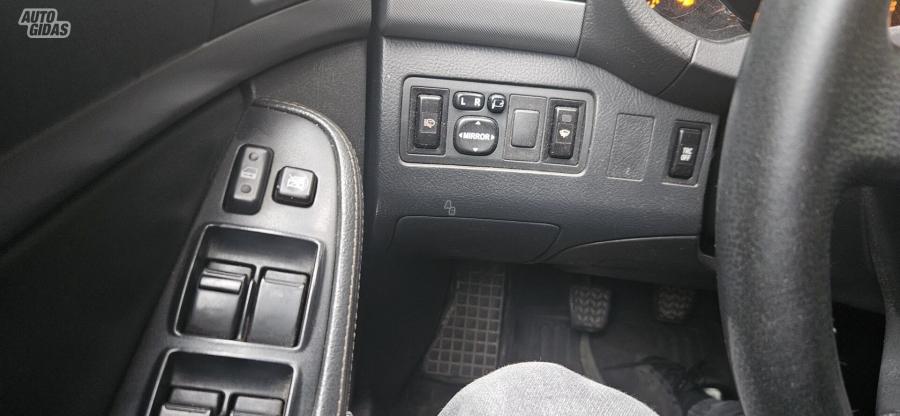 Серый Тойота Авенсис 2007 в Вильнюс, объемом двигателя 2.20 л и пробегом 349 тыс. км за 1700 €, фото 13 на AUTOMOTO.COM.LV