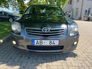 Grey Toyota Avensis 2007 in Rezekne, with an engine capacity of 2.20 L and mileage of 0 thousand km for 2950 €, photo  on AUTOMOTO.COM.LV