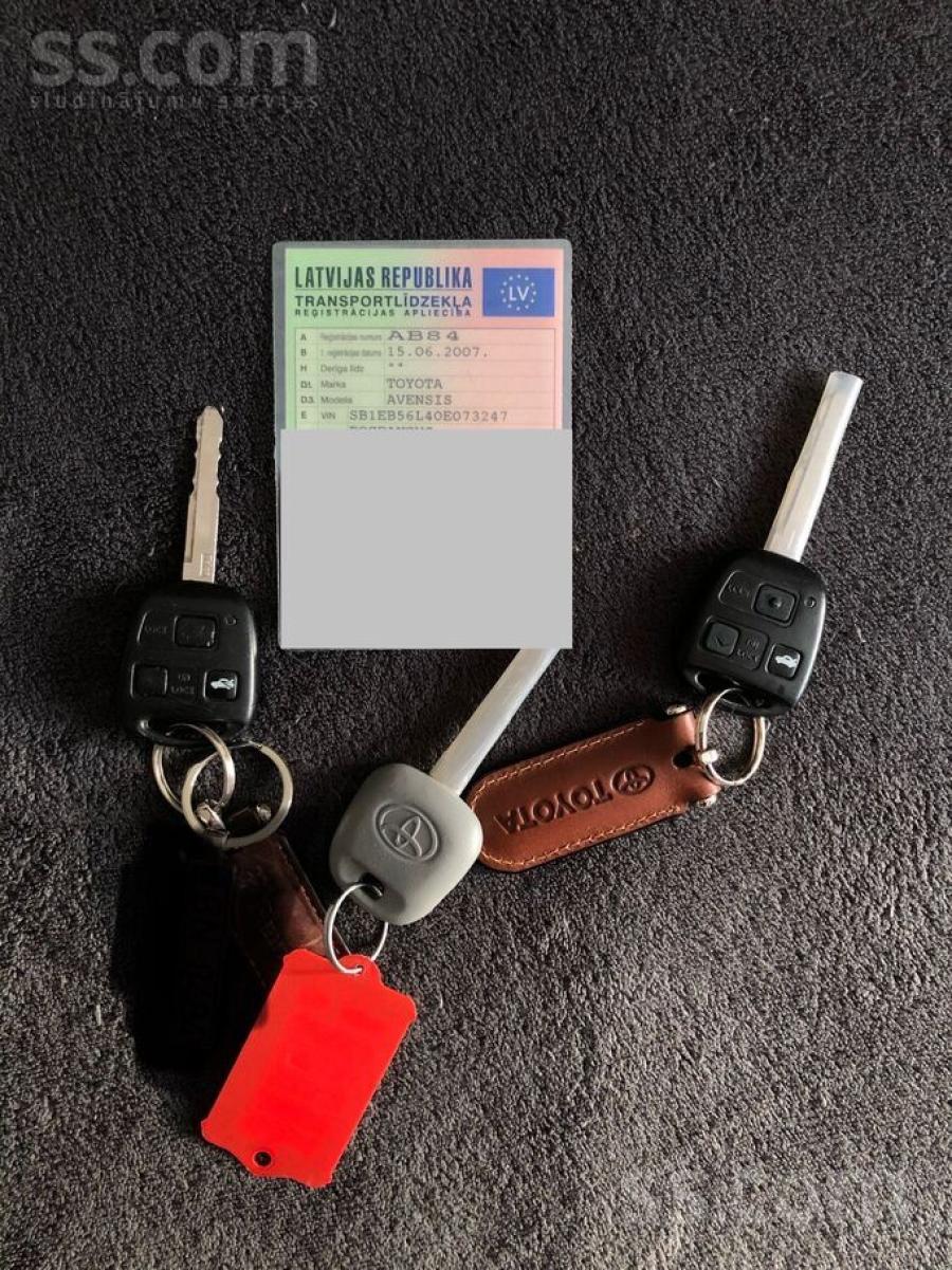 Grey Toyota Avensis 2007 in Rezekne, with an engine capacity of 2.20 L and mileage of 0 thousand km for 2950 €, photo 15 on AUTOMOTO.COM.LV