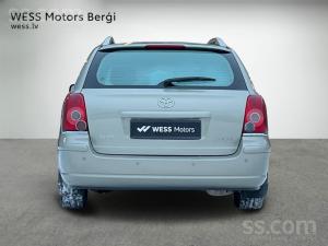 Pelēks Toyota Avensis 2007 Rīga, ar dzinēja tilpumu 2.00 L un nobraukumu 249 tūkst. km par 2990 €, foto 5 vietnē AUTOMOTO.COM.LV