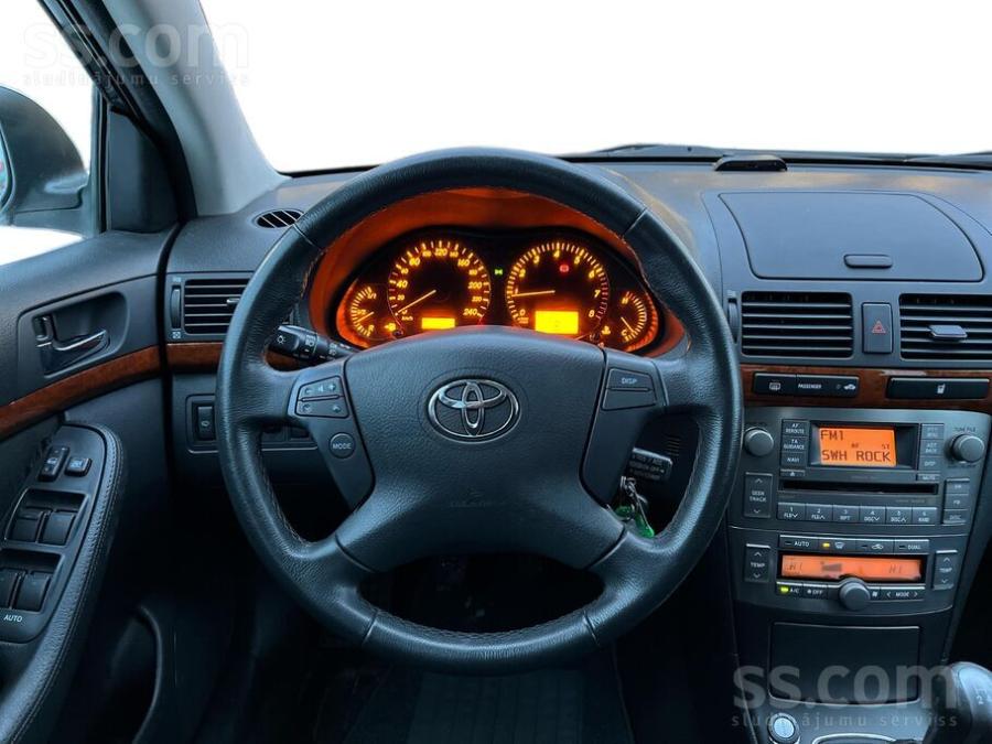 Pelēks Toyota Avensis 2007 Rīga, ar dzinēja tilpumu 2.00 L un nobraukumu 249 tūkst. km par 2990 €, foto 10 vietnē AUTOMOTO.COM.LV