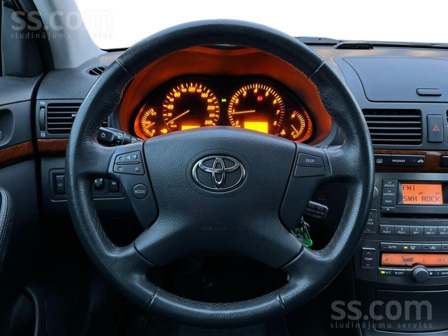 Pelēks Toyota Avensis 2007 Rīga, ar dzinēja tilpumu 2.00 L un nobraukumu 249 tūkst. km par 2990 €, foto 12 vietnē AUTOMOTO.COM.LV